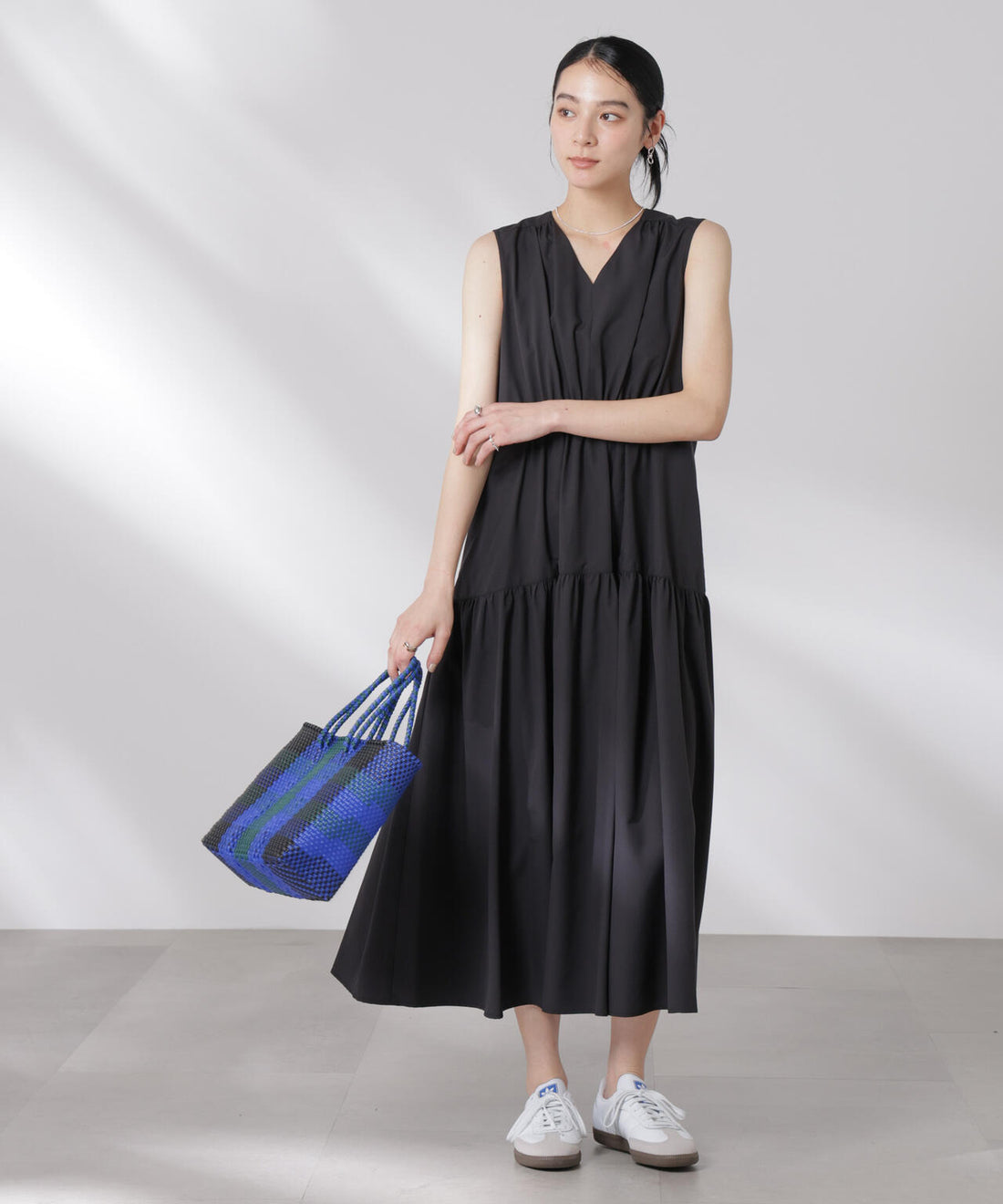 MINOTECH(R) Vネック ギャザーティアード ワンピース