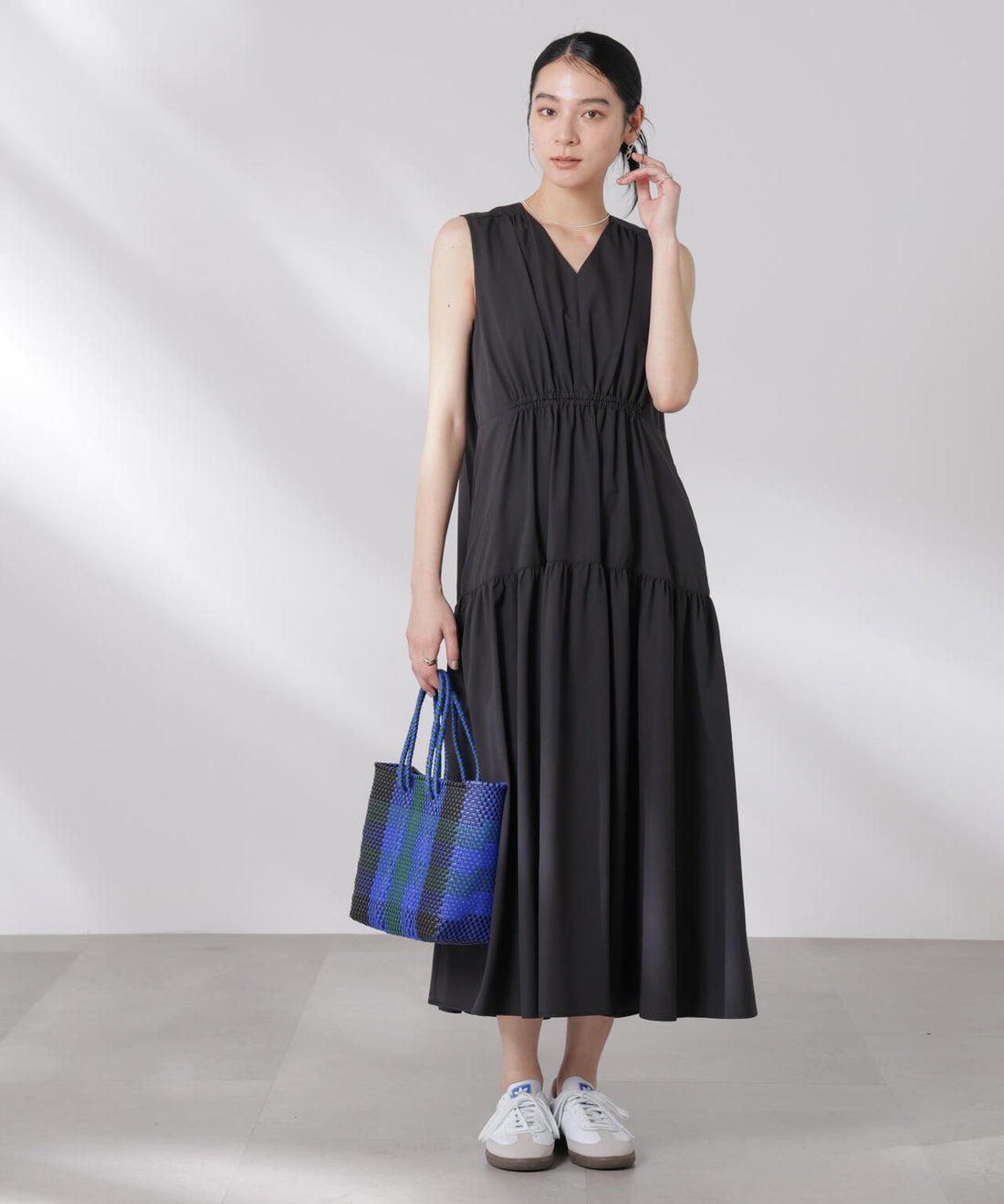 MINOTECH(R) Vネック ギャザーティアード ワンピース